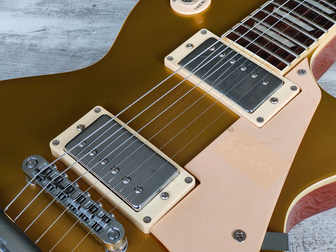 Blitz by Aria Pro II Leopard Les Paul Standard (Goldtop) – Cool Old Guitars
