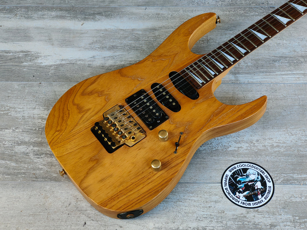 Superstrats – Cool Old Guitars