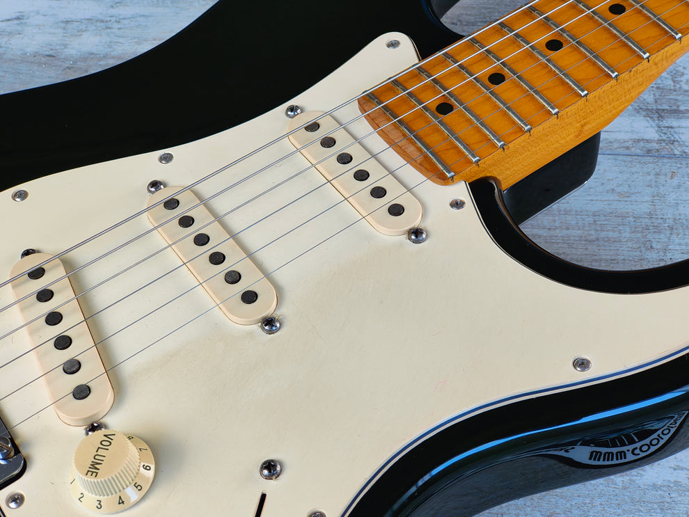 1993 Fender USA American Standard Stratocaster (Black) – Cool Old Guitars