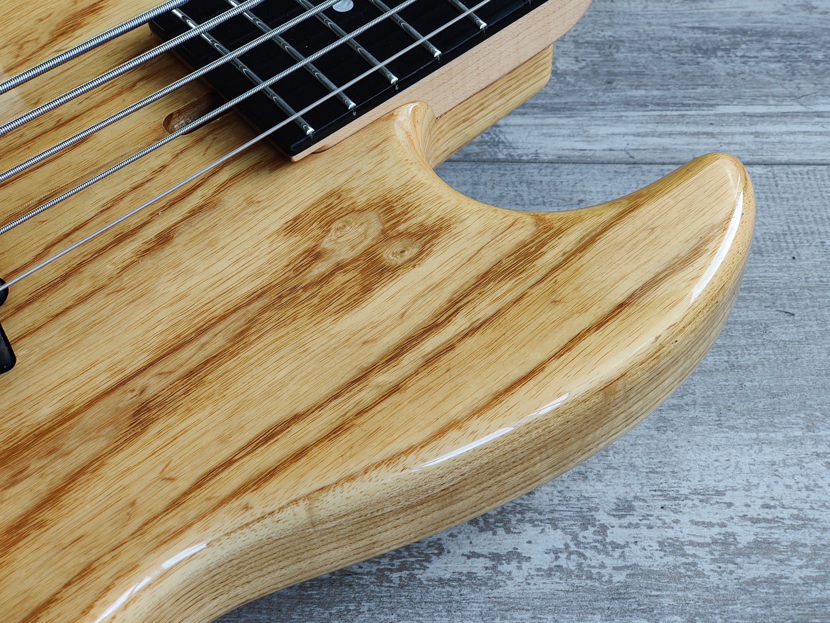 2000's Moon JJ-5 5-String Jazz Bass w/Bartolini's (Natural) – Cool Old ...