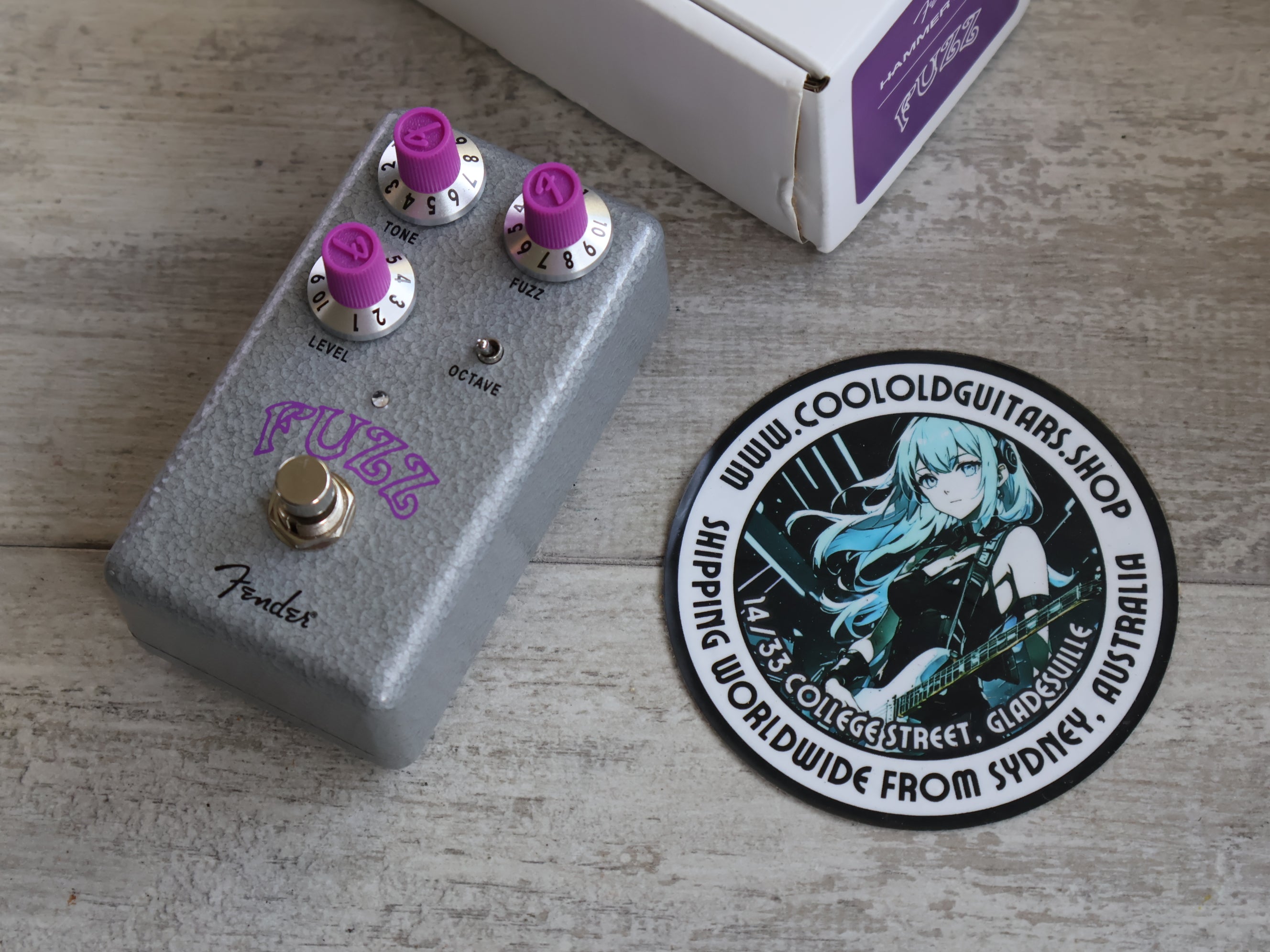 Fender Hammertone Fuzz – Cool Old Guitars