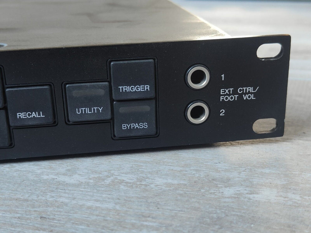 Yamaha SPX900 Multi Effects Rack Processor – Cool Old Guitars