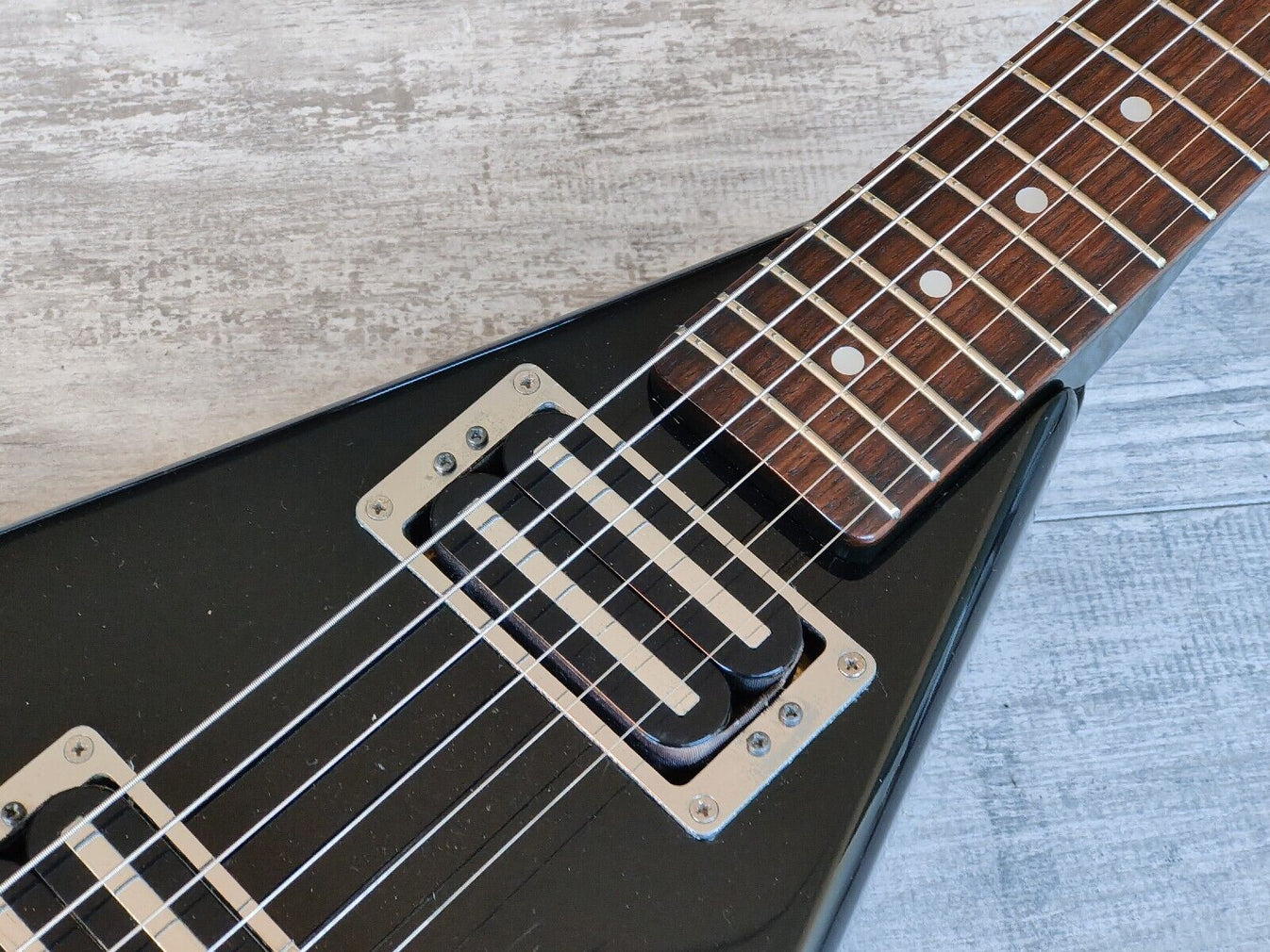1984 Aria Pro II Japan XX Deluxe Flying V (Black) – Cool Old Guitars