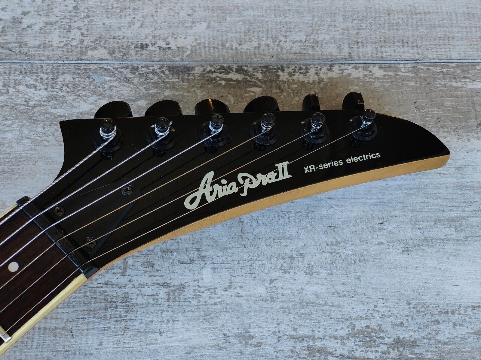 1988 Aria Pro II XR Series XR-ST-2 Dinky Style Superstrat (Black) – Cool Old Guitars