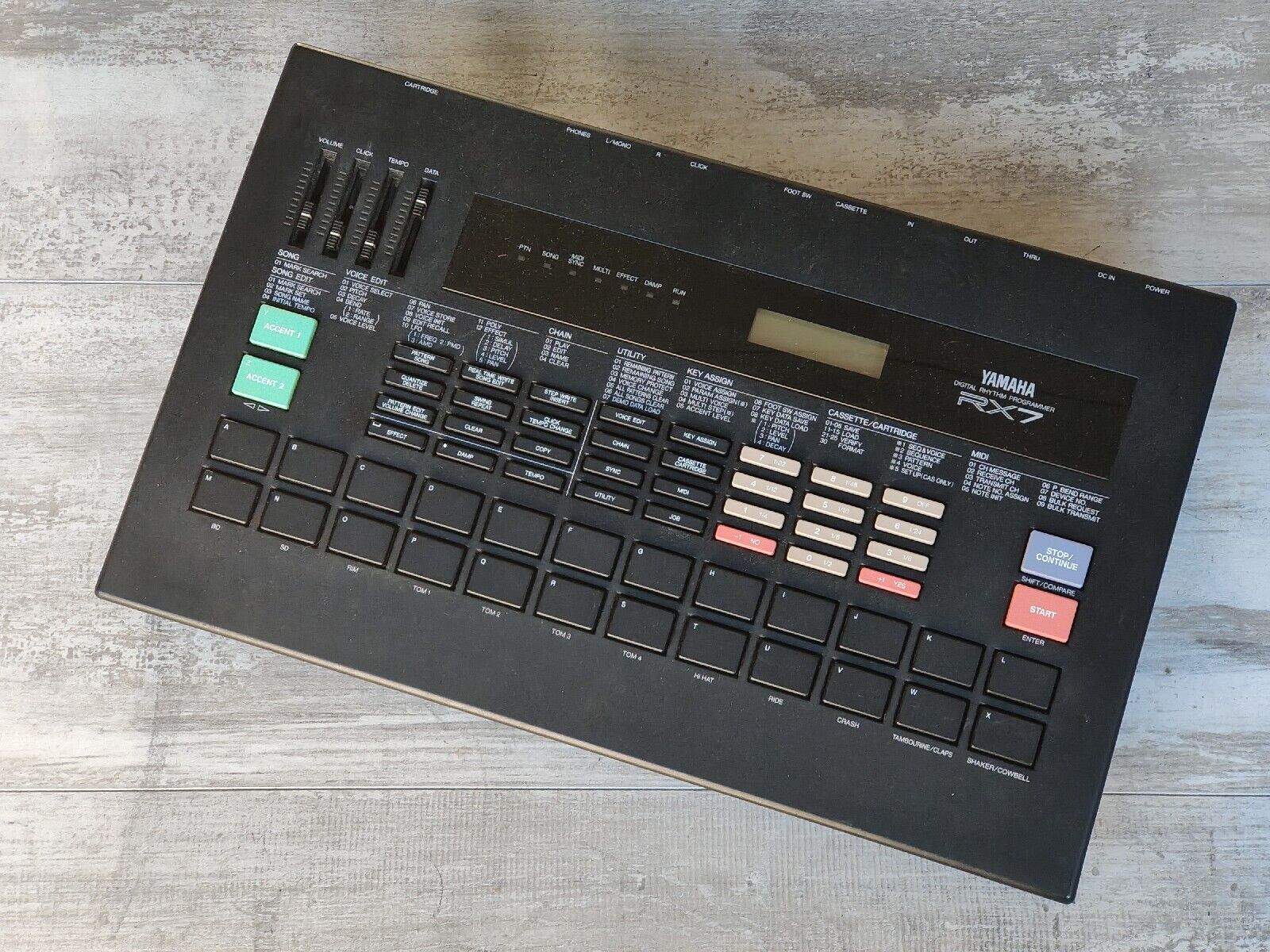 Yamaha RX7 Digital Rhythm Programmer – Cool Old Guitars